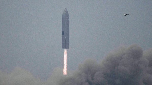Explained: Why SpaceX’s Starship landing bodes well for NASA’s Moon ...