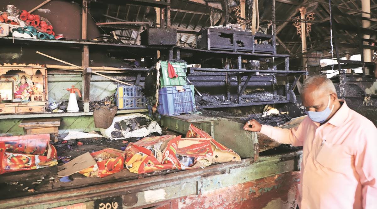 Pune: Fire at Mahatma Phule Mandai, no casualties | Pune News