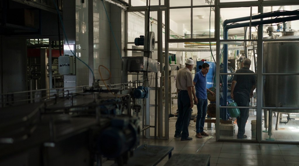 Gaza Pepsi factory shuts down, owners blame Israeli restrictions ...