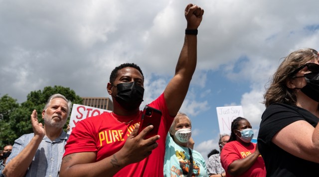 After dramatic walkout, a new fight looms over voting rights in Texas | World News - The Indian ...