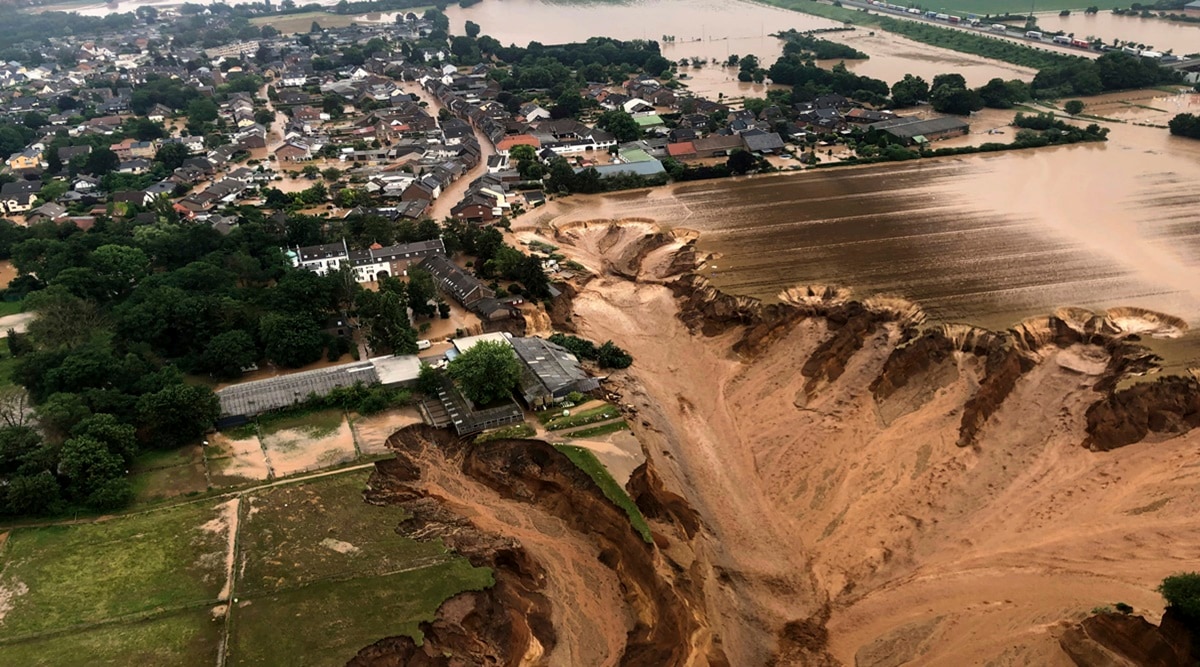 Floods thrust climate change to center of German campaign as toll ...