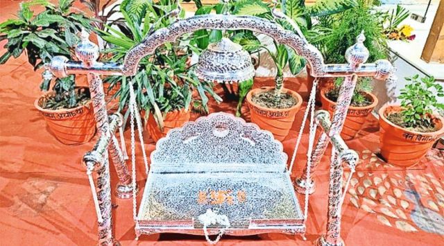 21-kg silver jhula installed for Ram Lalla at Ayodhya temple | Lucknow ...