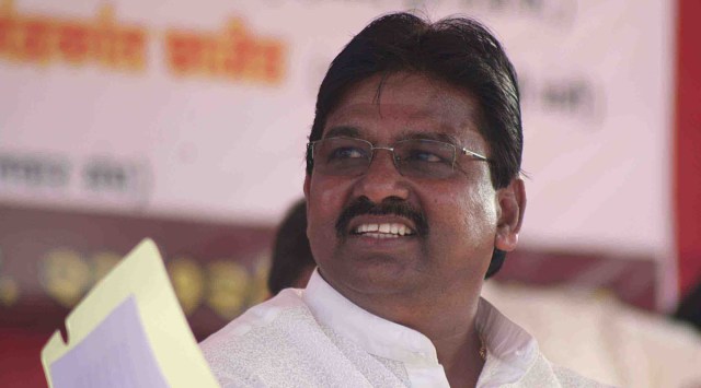 City Cong chief Ramesh Bagwe keeps his post, but senior leaders from ...