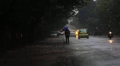 Light Rain Weather Winds And Waves Continue Thursday, Light Rain Moves