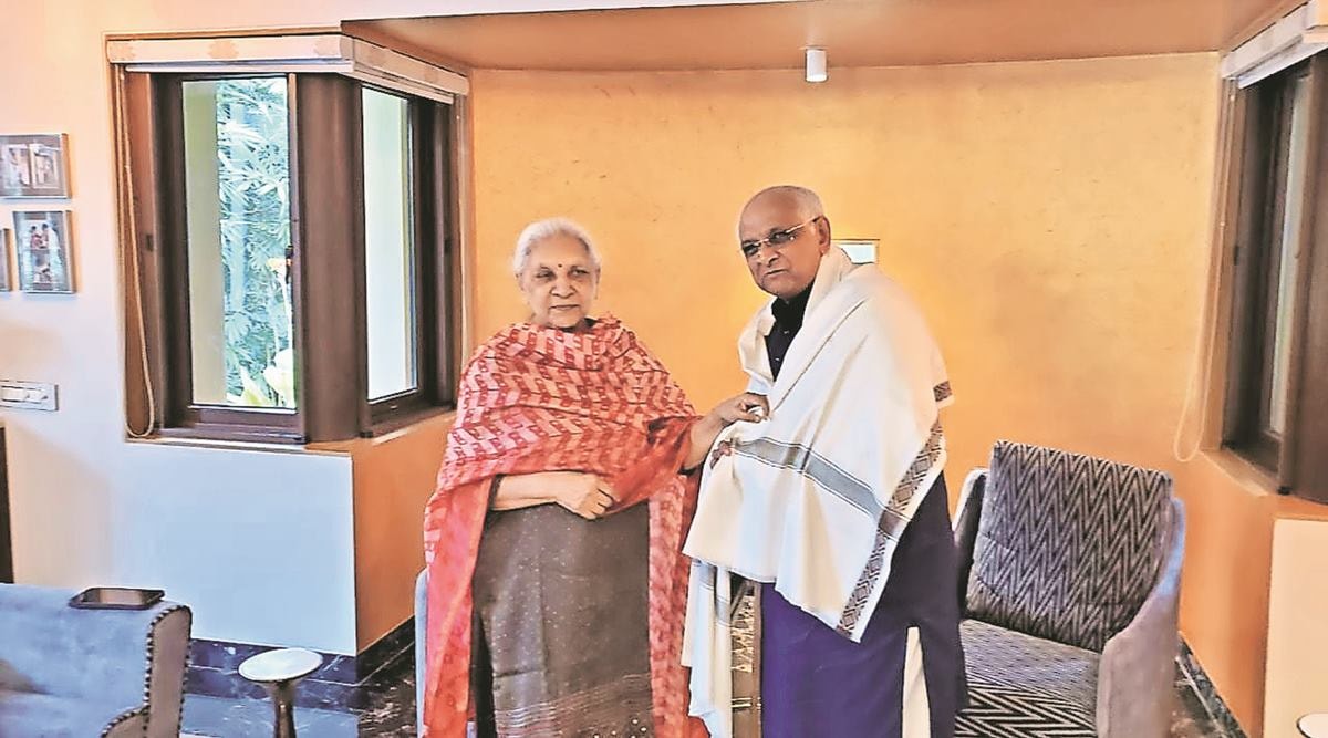 Gujarat CM calls on Anandiben Patel, AK Patel | Gandhinagar News - The Indian Express