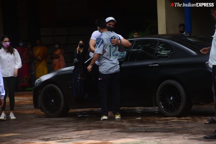 Sidharth Shukla Funeral Live Updates shehnaaz gill