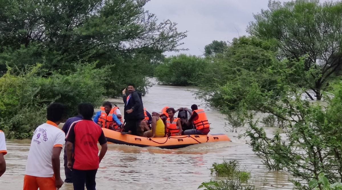 Tropical Cyclone Gulab Live Tracker: Cyclone Gulab in Telangana, Odisha ...