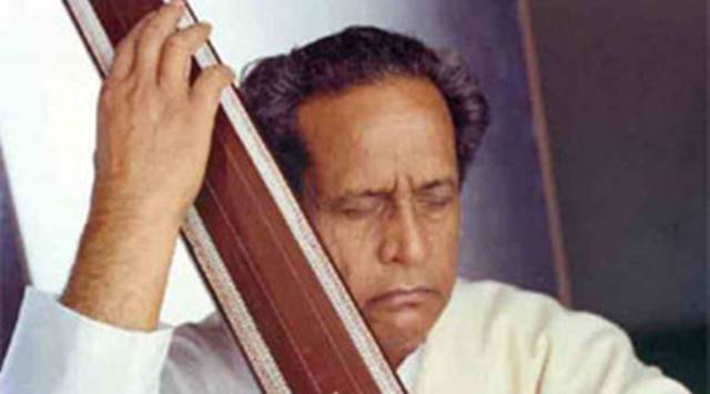 On Pandit Bhimsen Joshi’s birth centenary, I&B Ministry releases book ...