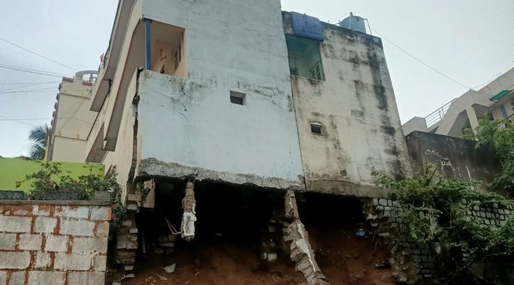 BBMP identifies 404 buildings with structural flaws | Bangalore News ...