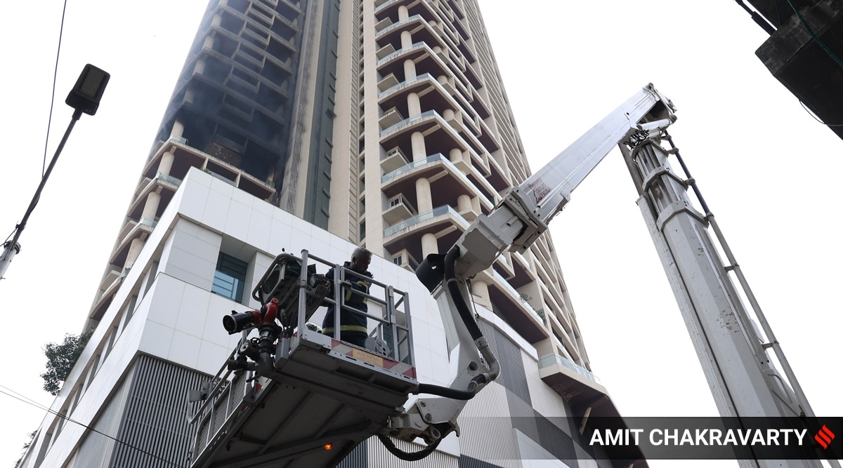 Mumbai Lower Parel fire today: Mumbai: Fire on 19th floor of ...