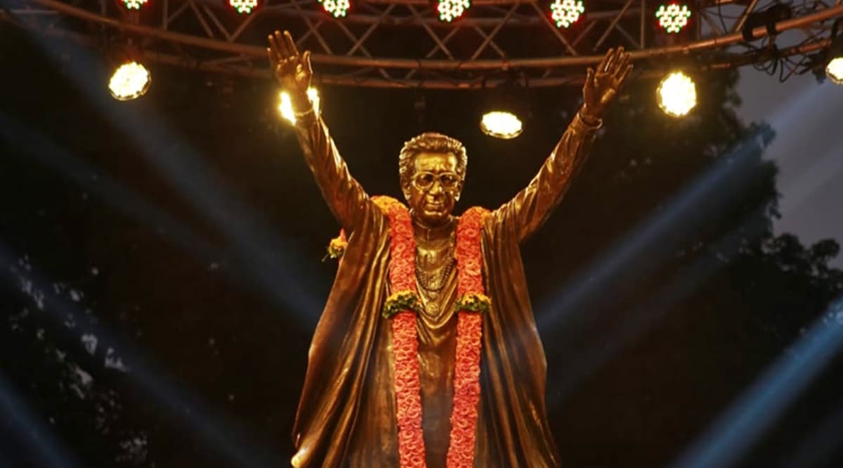Mumbai: BMC to take up beautification of Bal Thackeray statue near ...