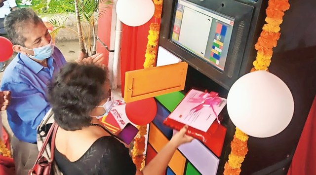 Pune: India Post launches ‘intelligent’ parcel delivery pilot service ...