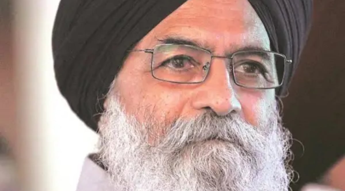 Punjab: CM Channi announces cabinet rank for Surjit Patar, Sukhwinder ...
