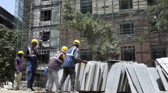 Slight improvement in AQI: Govt lifts construction ban, to take call on ...