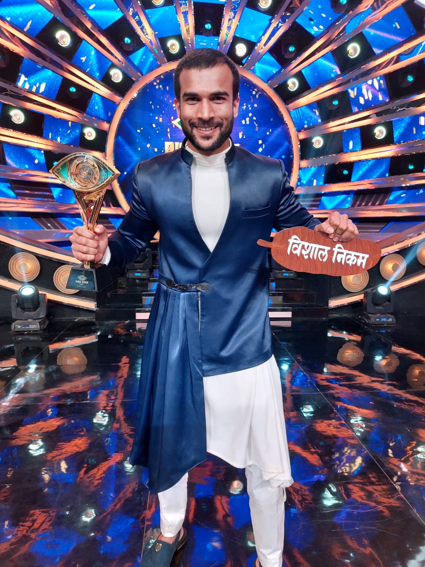Bigg Boss Marathi 3 winner Vishal Nikam takes home trophy, Rs 20 lakh ...