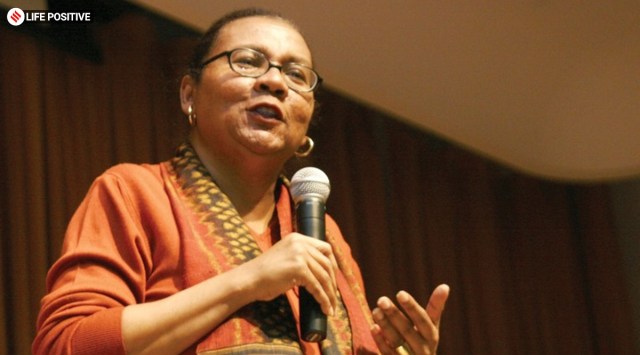 ‘Love is a combination of six ingredients’: bell hooks | Life-positive ...