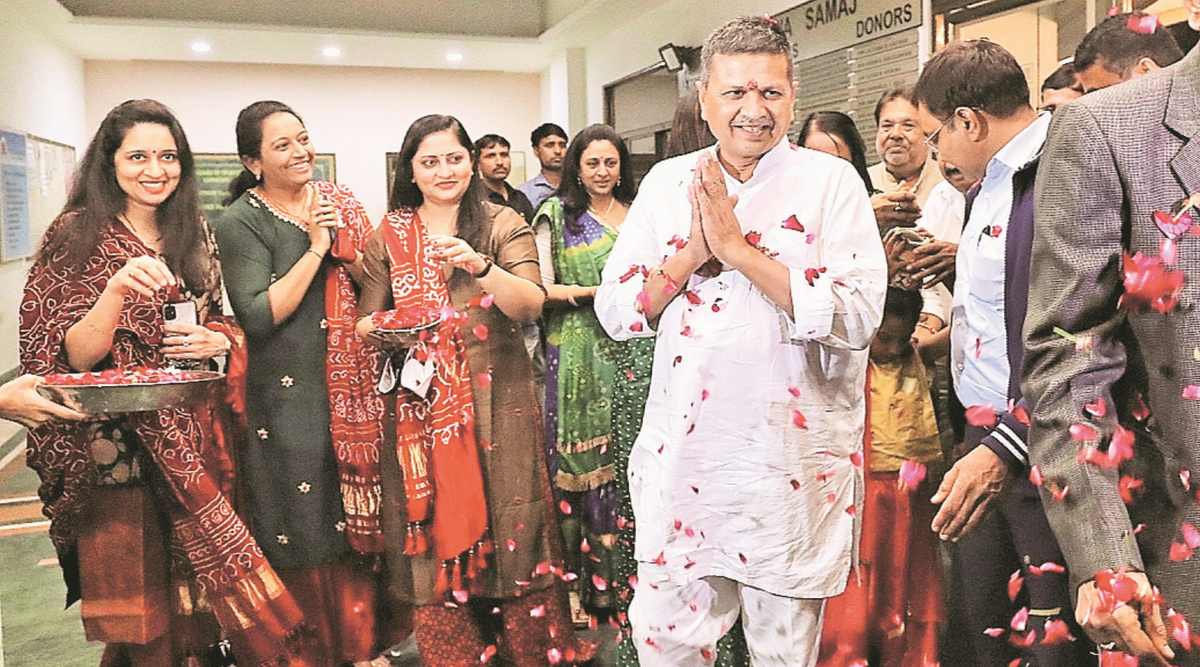 Time will tell on joining politics, says Naresh Patel in Ahmedabad ...