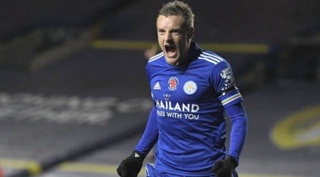 Jamie Vardy extends Leicester contract until 2024 | Football News - The ...
