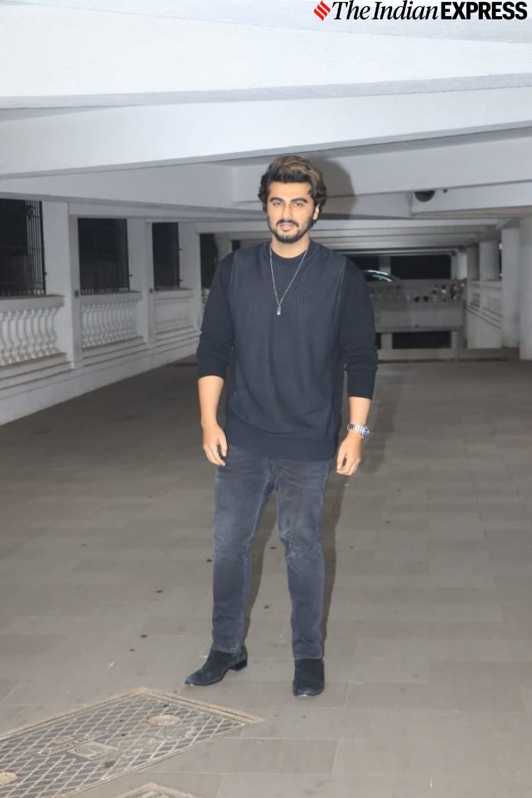 Deepika Padukone, Kareena Kapoor, Aryan-Suhana attend bash for Farhan ...