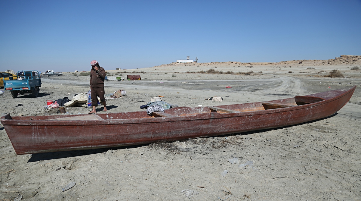 Iraq’s second largest lake drying up, turning up dead fish | World News ...
