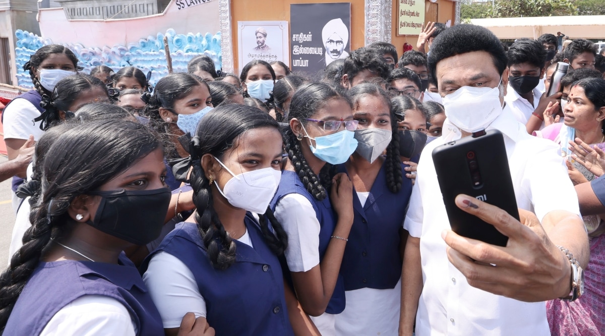Tamil Nadu: Chief Minister MK Stalin takes selfie with school students ...