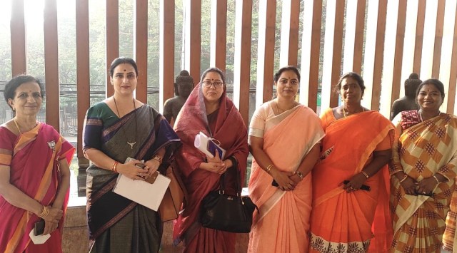 Thanjavur girl suicide case: BJP fact-finding team talks to family ...