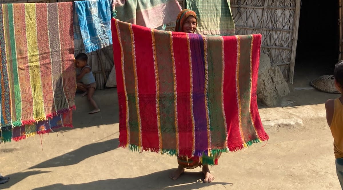 Women of the Shershabadi community sew tales of tradition to keep a ...