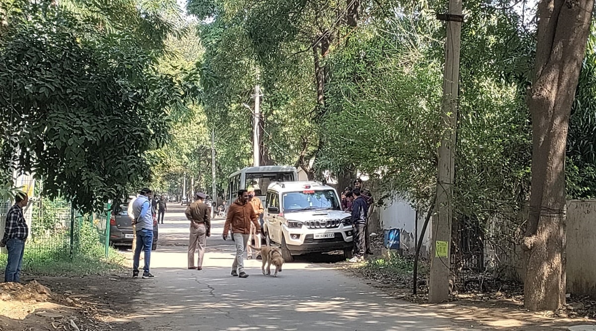 Seized grenades: Gurgaon Police to write to Army | Delhi NCR news