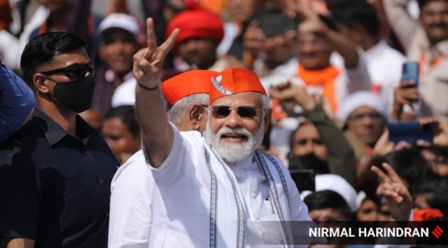 Leaders sport BJP’s new accessory — saffron Gandhi cap | Ahmedabad News ...