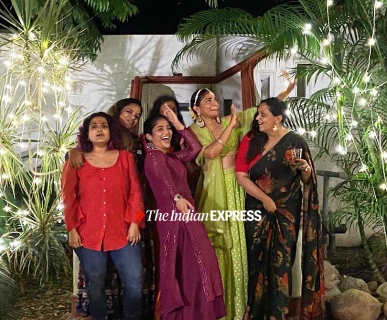 Malayalam actress Mythili ties the knot at Guruvayur temple. See ...