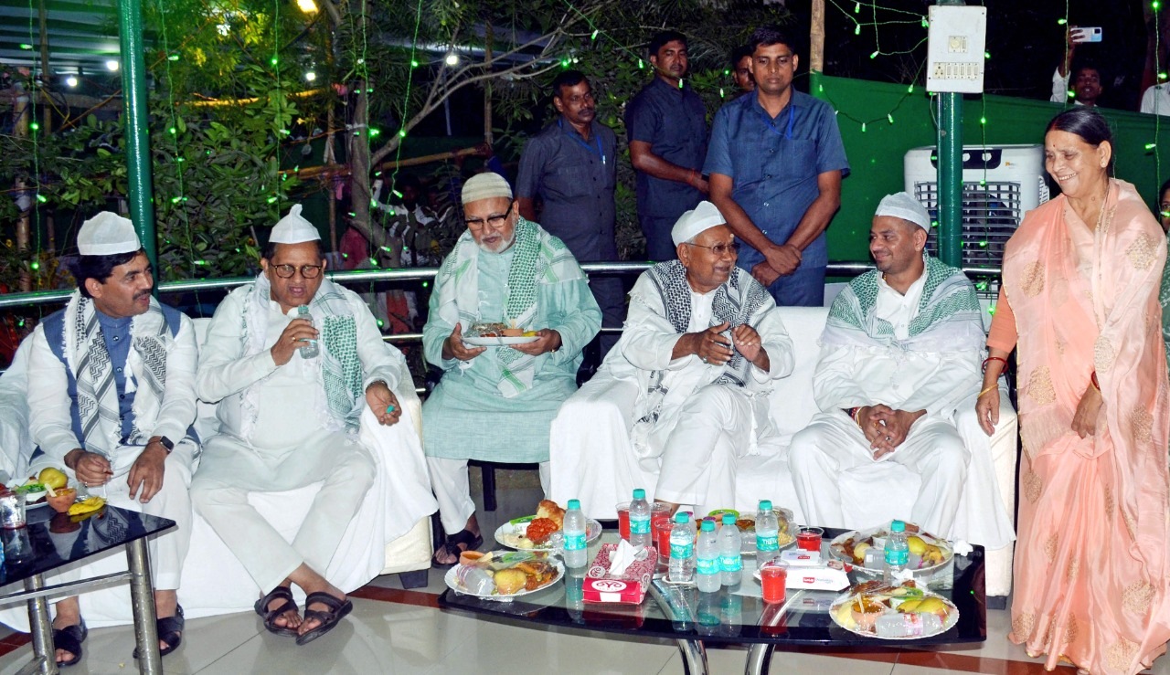 Iftar diplomacy: RJD invitations for Chirag, Sahani in campaign ‘A to Z ...