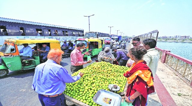 Lemon prices remain high across Gujarat as supply falls short of demand ...