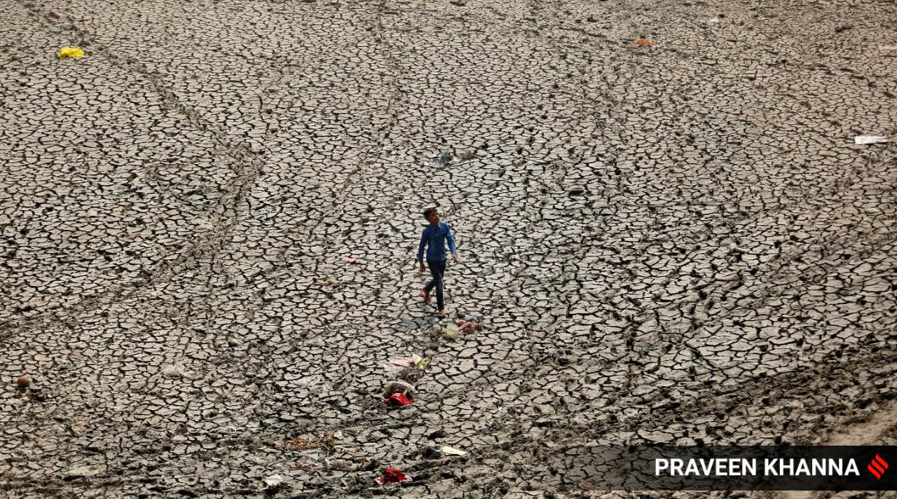 Delhi sees hottest April in 12 years; mercury hovers near 46 degree ...