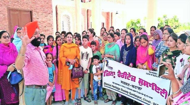 How Amritsar’s Batala town uses special buses to keep its heritage ...
