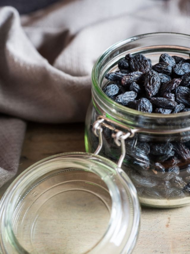 Know the many health benefits of black raisins | The Indian Express