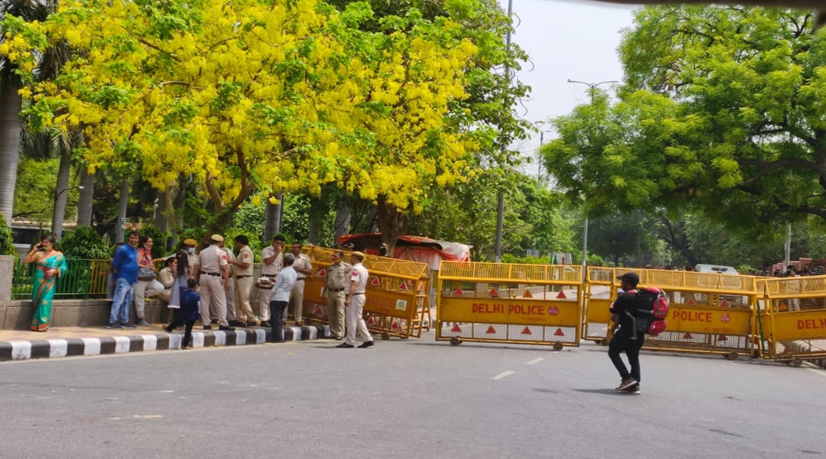 Right-wing activists demand renaming of Qutub Minar as Vishnu Stambh ...