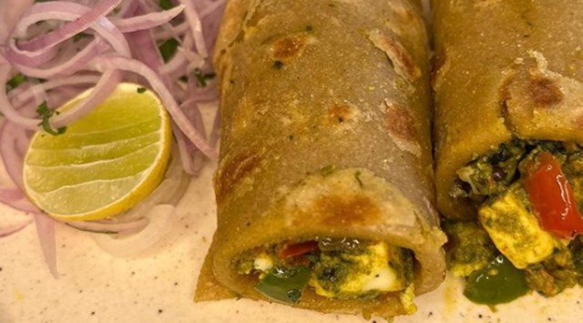 Tonight, try this protein-packed paneer roll for dinner (recipe inside ...