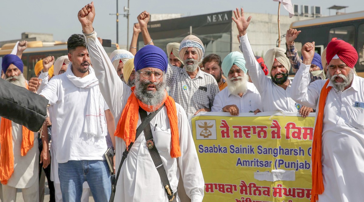 Farm unions protest at 90 places of state against Agnipath scheme ...