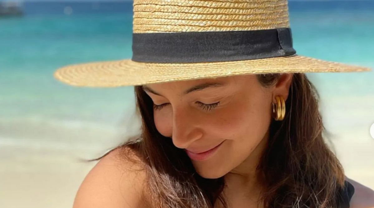 Anushka Sharma glows in new beach photos: ‘When the sun made me shy ...