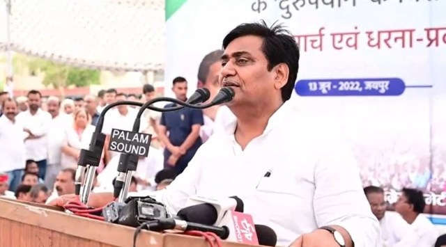 Delhi Police stops Rajasthan Congress chief Dotasra from entering ...