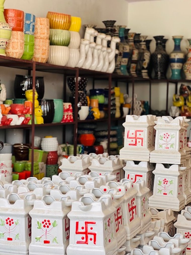 Hues of Khurja: Heritage, process and changing trends of pottery in the ...