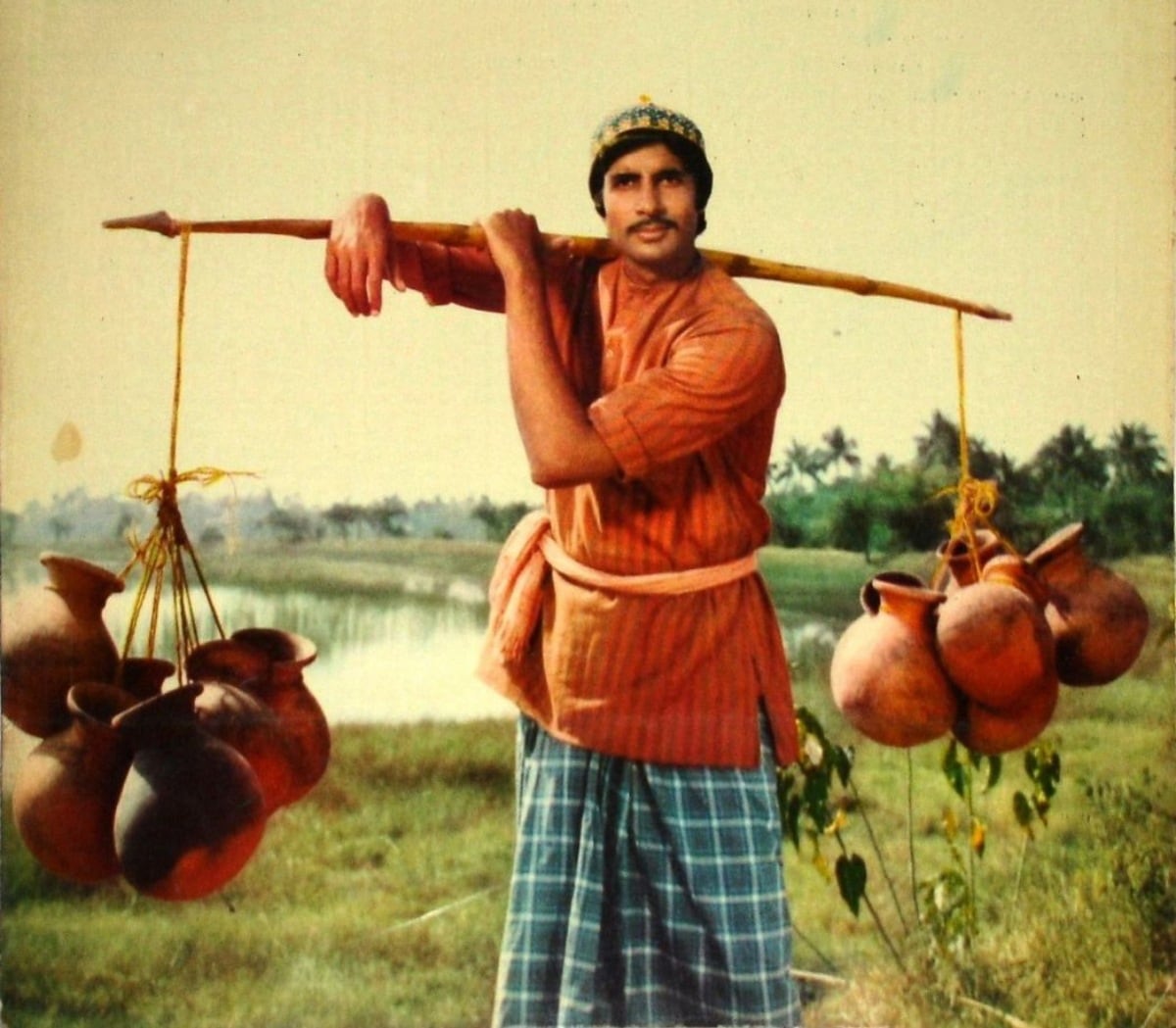 When Amitabh Bachchan played a horrible husband to Nutan in 1973’s ...