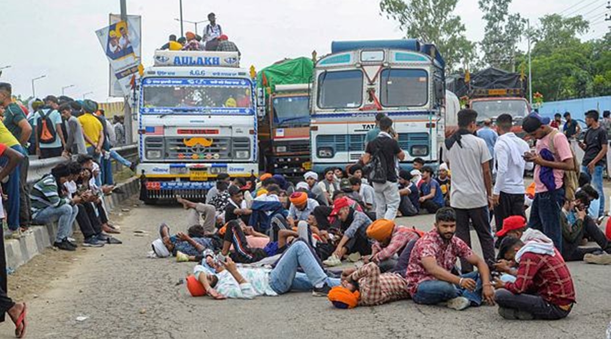 Agnipath Protest Highlights: Three service chiefs brief PM Modi on ...
