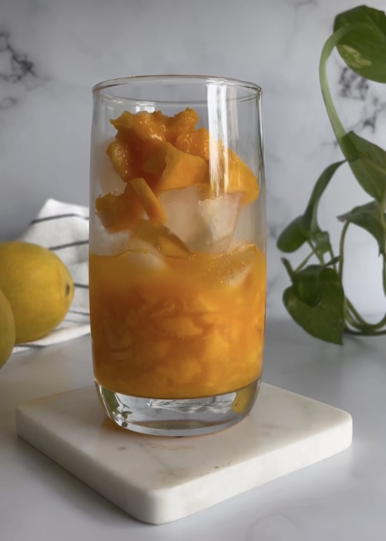 Bored of your regular mango shake? Try this Korean mango milk recipe ...