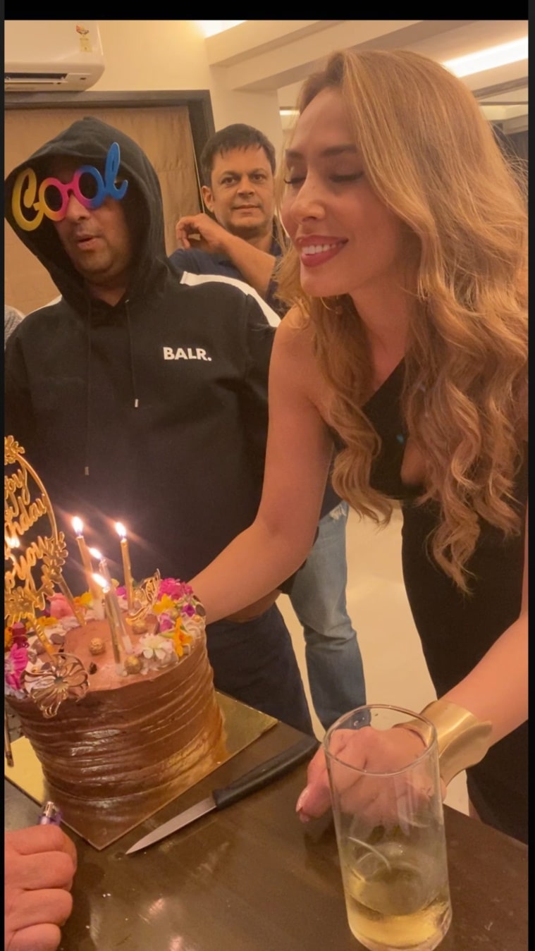 lulia Vantur’s celebrates 42nd birthday with Salman Khan by her side ...