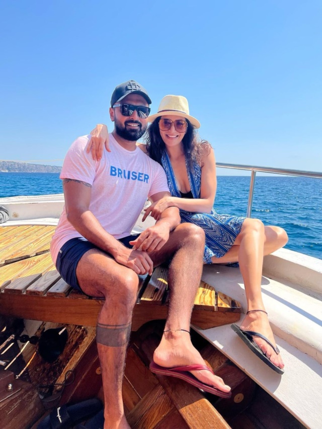 Karishma Tanna-Varun Bangera get ‘sun tans’ in Spain | The Indian Express