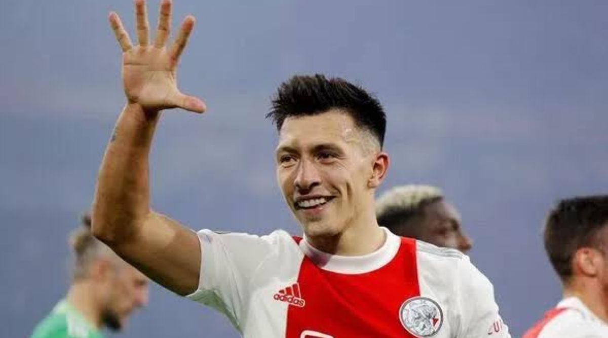 Manchester United agree 67-million-euro deal to sign Ajax defender ...