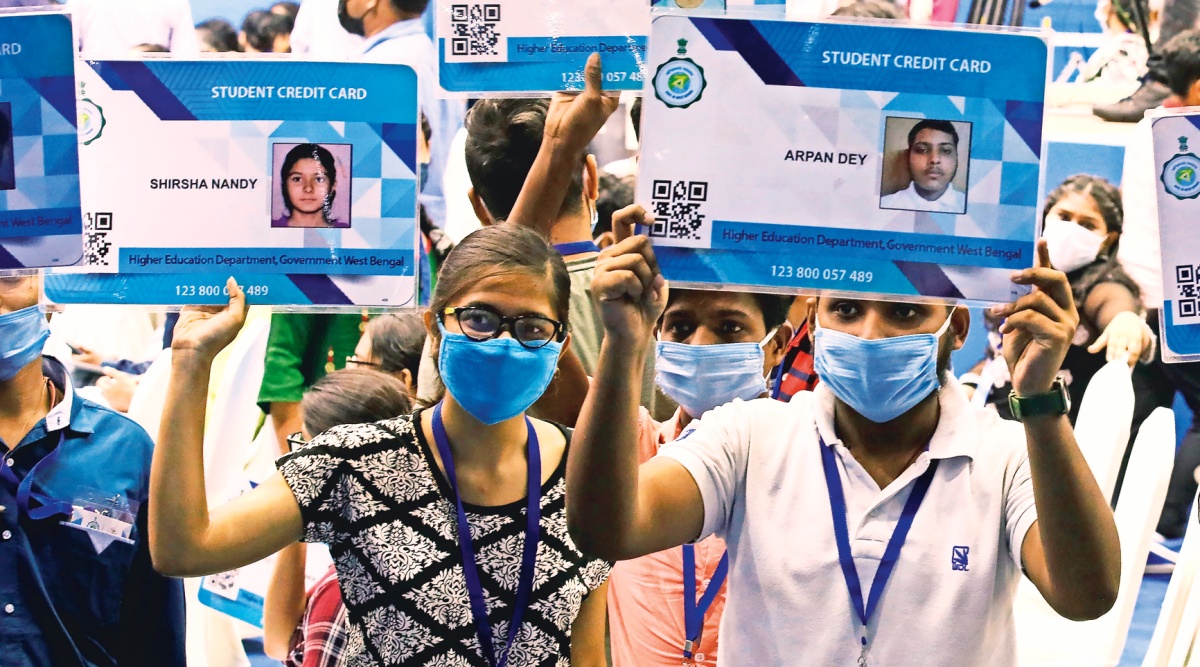 TMC Govt Scheme: 8,000 students get credit cards for pursuing higher ...