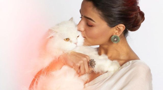 Alia Bhatt shares a sneak peek of her living room, pet cat Edward ...