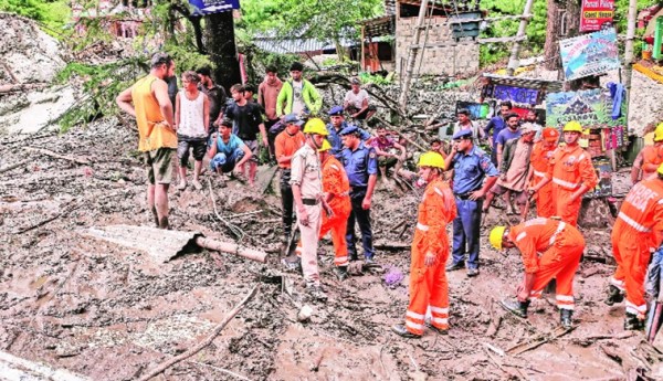 Himachal Pradesh: One dead, 4 missing after cloudburst in Kullu | Shimla News - The Indian Express